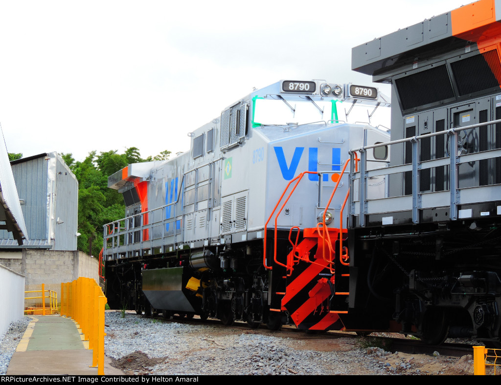 VLI 8790